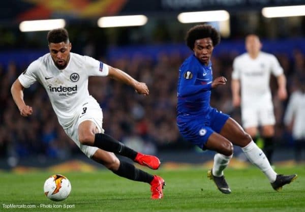 Eintracht Francfort : Simon Falette rejoint Fenerbahçe (Officiel)