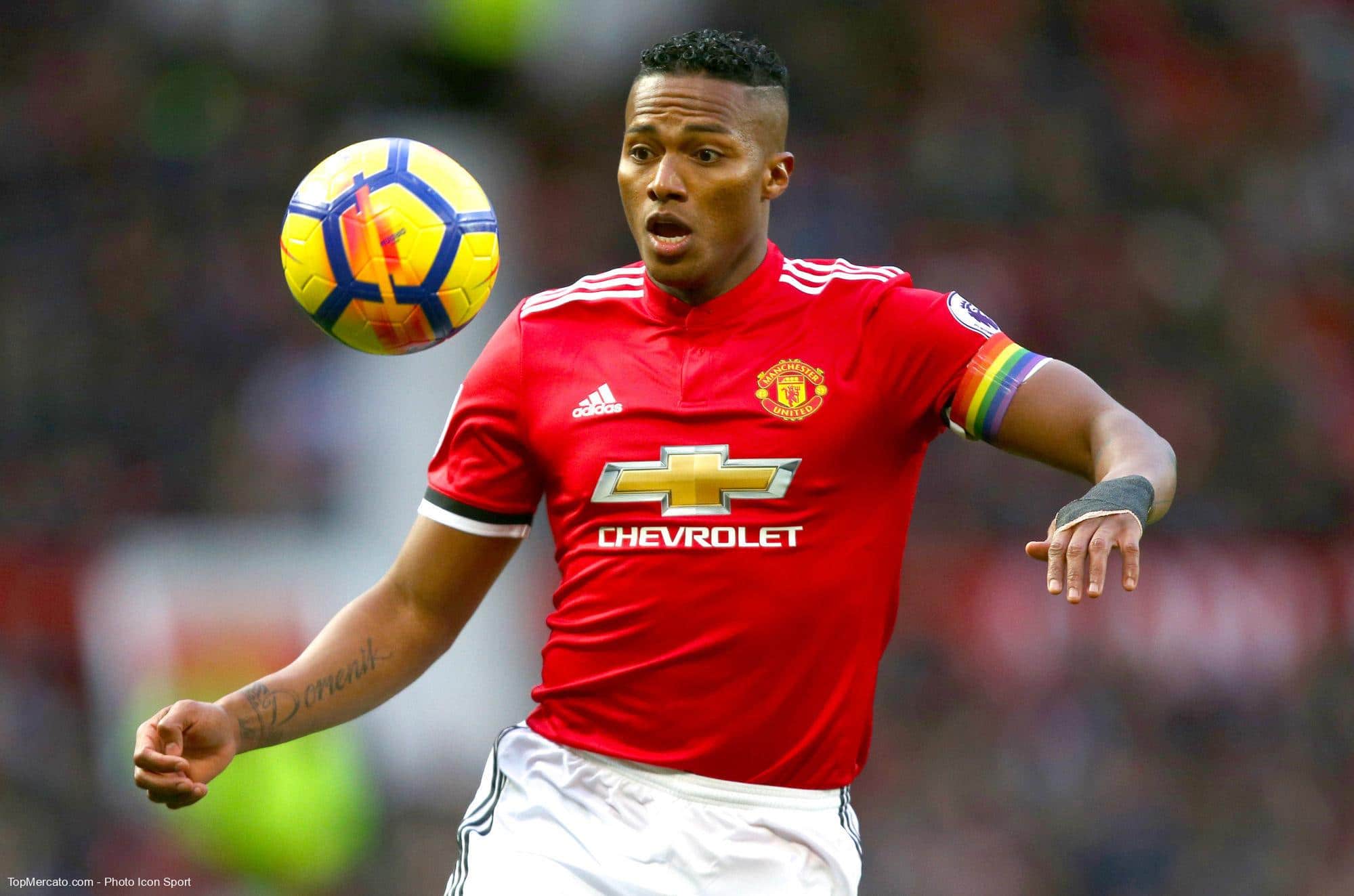 Equateur : Antonio Valencia (ex-Man Utd) prend sa retraite Equateur : Antonio Valencia (ex-Man Utd) prend sa retraite
