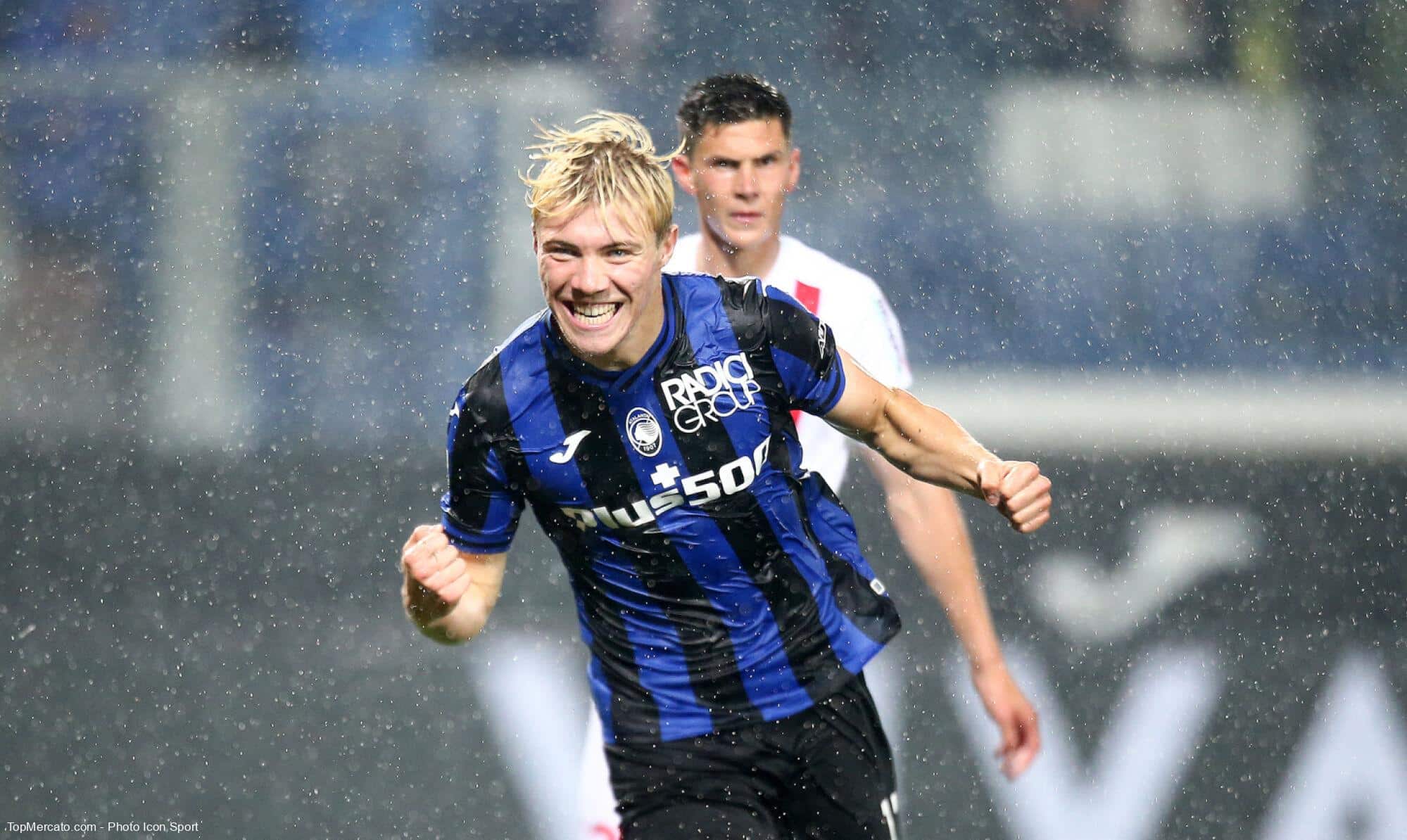 Manchester United Secures Signing of Highly Sought-After Serie A ...