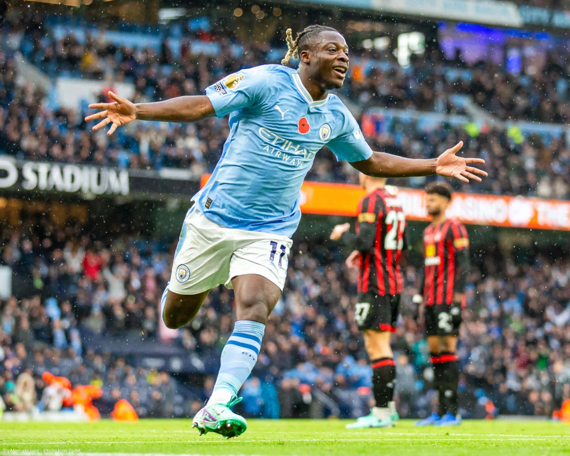 Manchester City : "Il ressemble à...", Guardiola compare Doku à une ...