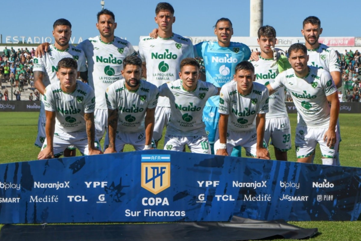 Sarmiento tiene que volver al mercado de pases tras una resonante salida