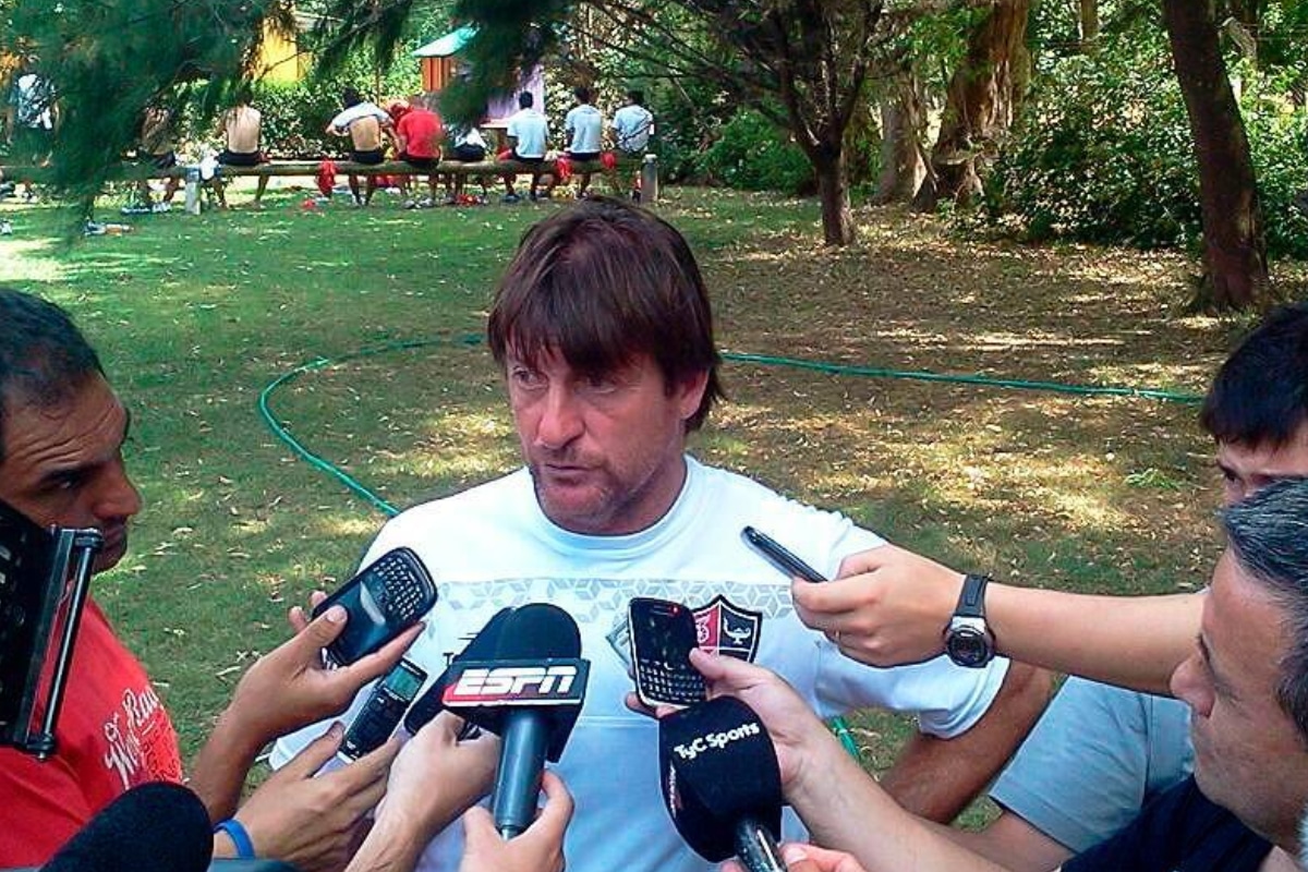 Refuerzos Newell's: Los DOS candidatos para DT de la "Lepra"