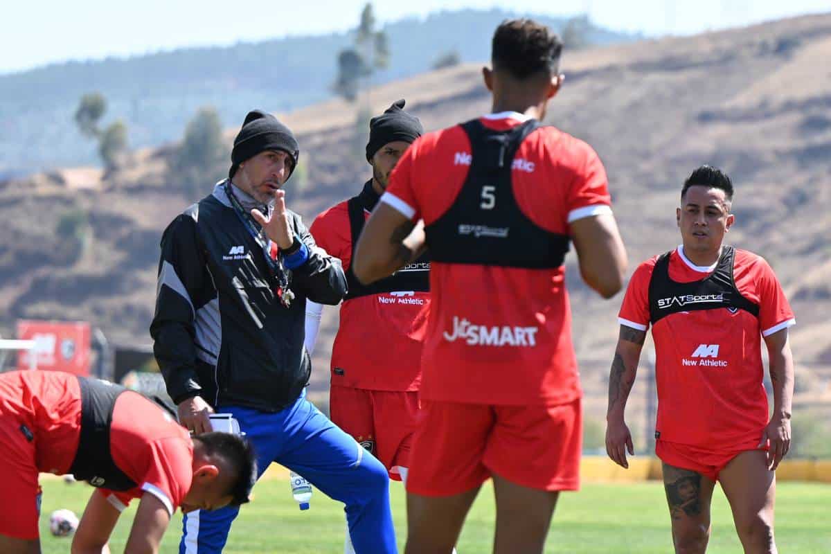 ¿Cuándo podría debutar Christian Cueva en Cienciano?