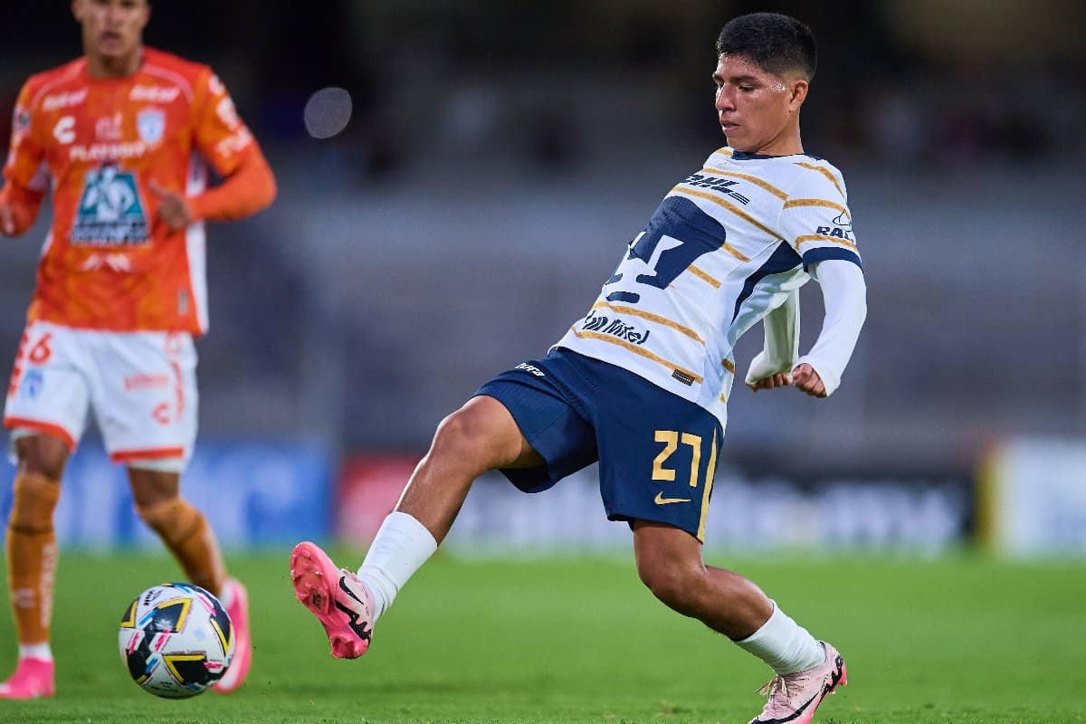 Quién es Esteban Cruz, el jugador de Piura que debutó en Universitario